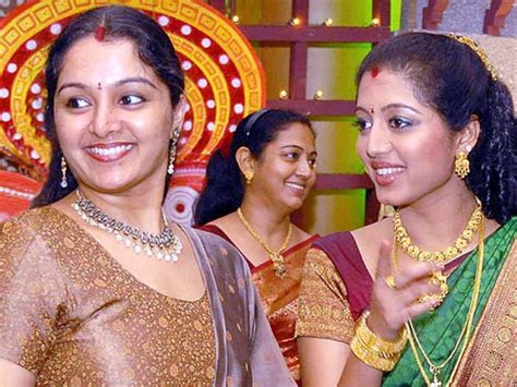 Latest Film News Online Actress Photo Gallery Dileep Manju Warrier