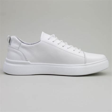 Купити Білі Кеди для жінок шкіряні демісезонні на весну взуття весняне Sav ціна 2429 99