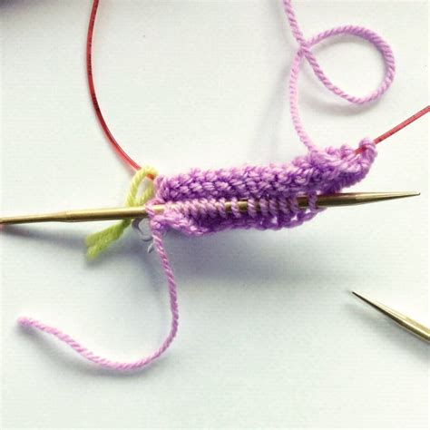 Tutorial Casting On And Knitting Magic Loop La Visch Designs