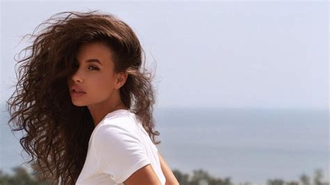 Aliya Kiss Biography Photos Age Height Real Name Instagram Account