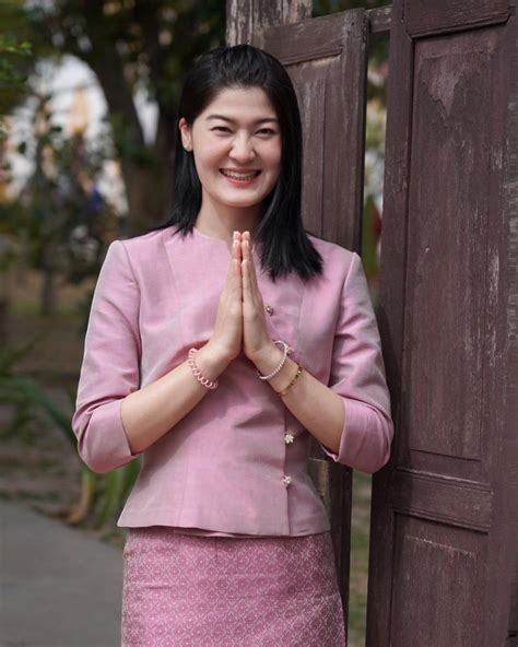 สุดารัตน์ พิทักษ์พรพัลลภ On Instagram “🤍” ชุด