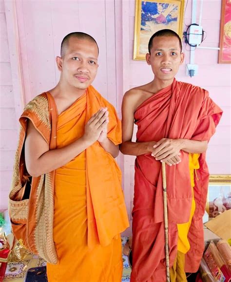 ព្រះអង្គ ចន្ទមុនី ប្រោះព្រហ្មសេចក្ដីសុខ