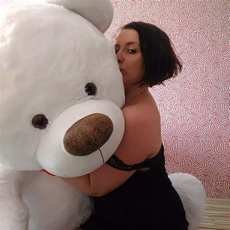 Vasilissa S Profile Page Porn Vids Pics More Manyvids Manyvids