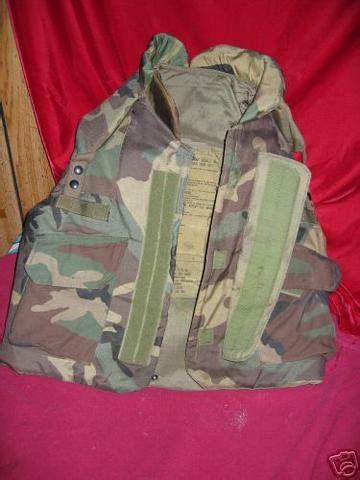 Official Kevlar Flak Jacket Vest Body Armor Size Med 19894406