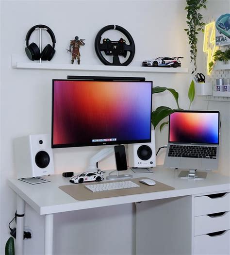 How To Set Up Your Desk With Monitor And Laptop