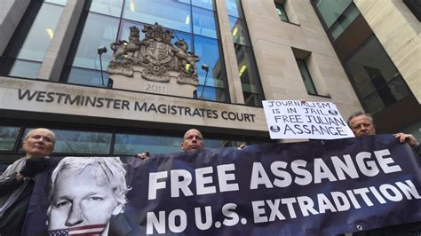 Wikileaks Assange In Uk Court Fighting Extradition To Usa