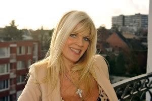 Kim Holland Facts Bio Career Net Worth Aidwiki