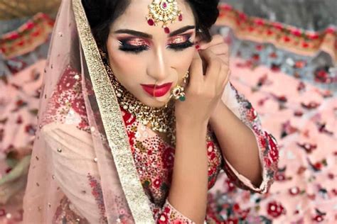 Disha Dhingra Khar West Makeup Artist Khar