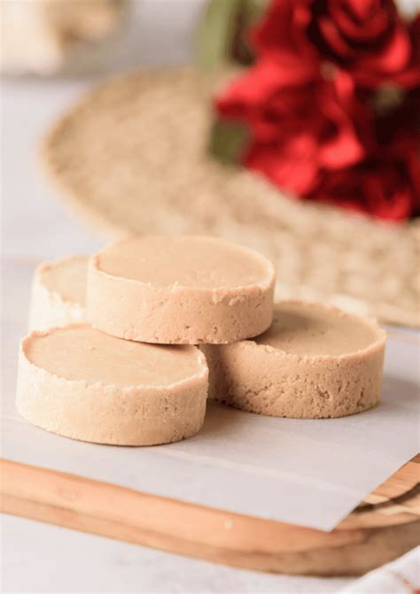Homemade Mazapan Recipe Mamá Maggies Kitchen