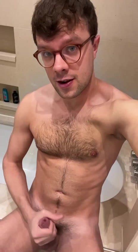 Uncut Guy Has A Wank