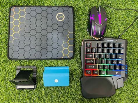 New Mobile Gamepad Controller For Mobile Bluetooth Gaming Wireless Bluetooth 5 In 1 Combo