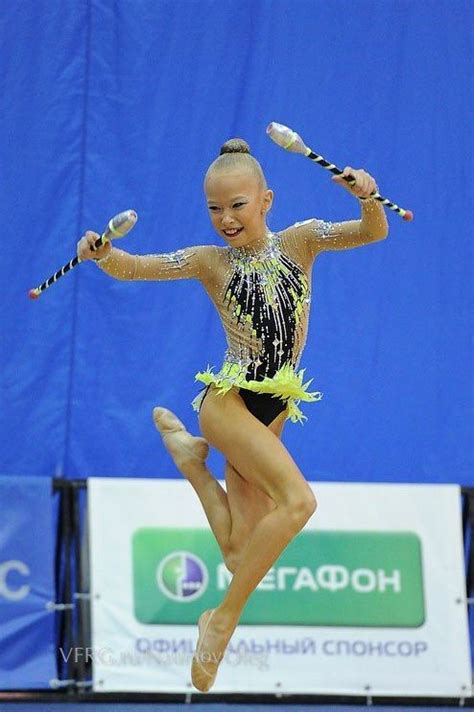 Девочки в моих купальничках 153 фотографии ВКонтакте Гимнастика Купальник