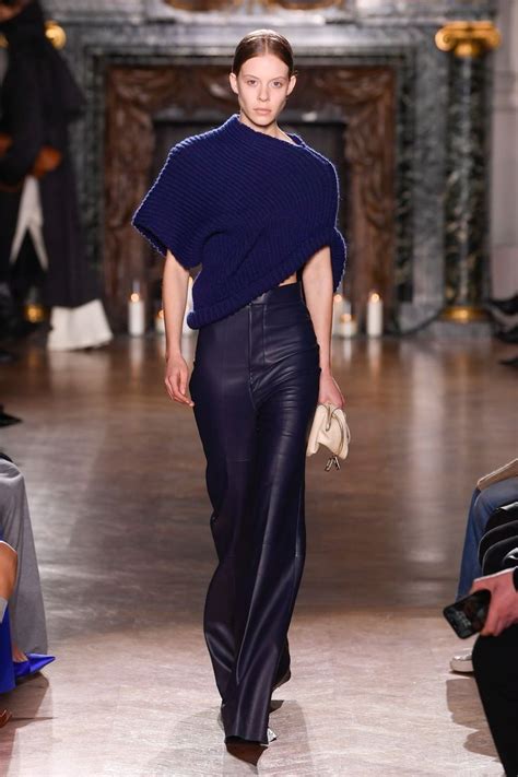 Victoria Beckham Fall 2024 Ready To Wear Collection Paris Fashion