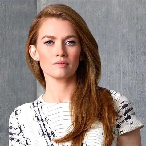 Mireille Enos Scrolller