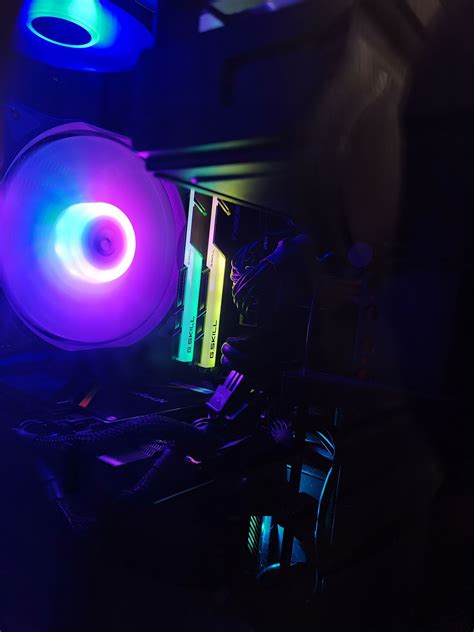 Оперативная память G Skill Ddr4 Trident Z Rgb 32gb 2x16gb Kit 3600mhz Cl16 1 35v F4 3600c16d