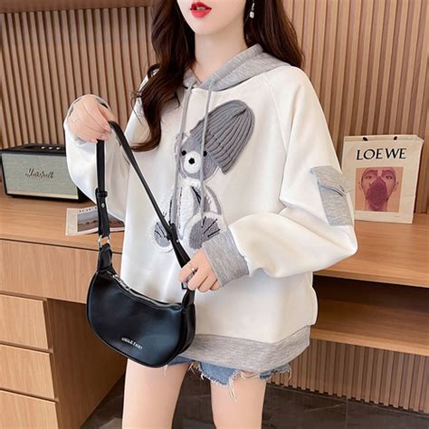 당일발송대박 쎄일겨울 신상 맨투맨모자 쓰는 곰돌이 🐻기모 맨투맨 2컬러 에이블리