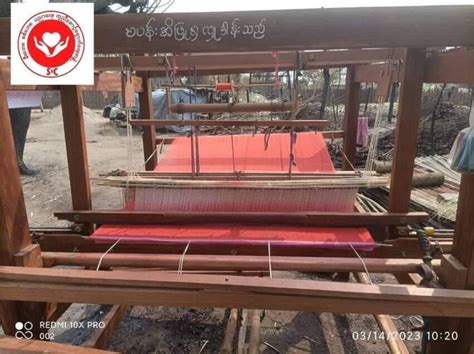 စစ်ကိုင်းတိုင်းရှိ စစ်ဘေးရှောင် ပြည်သူများကို လက်ယက်ကန်းစင်များ လှူဒါန်း Khit Thit Media