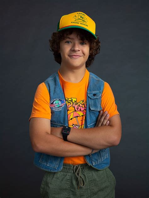 Stranger Things 3 Portraits Dustin Henderson Stranger Things Photo 42982415 Fan