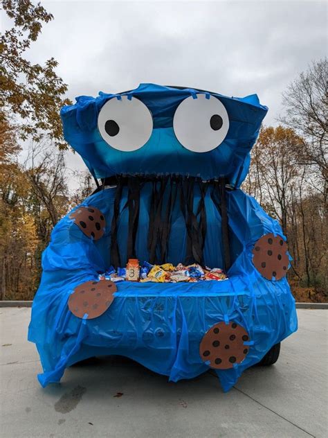 31 Easy Trunk Or Treat Decorating Ideas Lady Decluttered