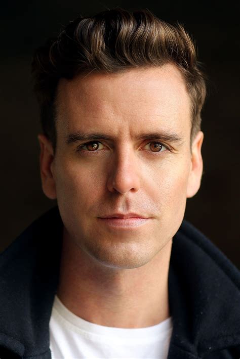 Tom Stuart Esan Tv™