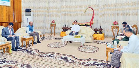 မြန်မာနိုင်ငံဆိုင်ရာ အိန္ဒိယနိုင်ငံ သံအမတ်ကြီး H E Mr Vinay Kumar ကို