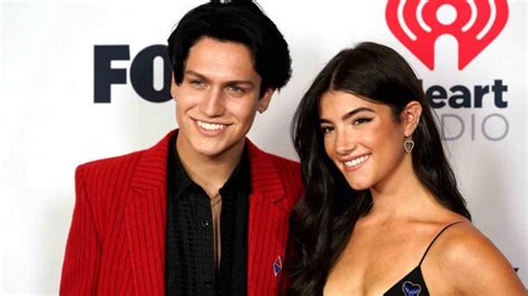 Charli Damelio Dating History Whom Has The Tiktoker Dated