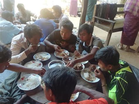 တောရွာအကြောင်းတစ့်စေ့တစ်စေ တောရွာအကြောင်းတစ့်စေ့တစ်စောင်း