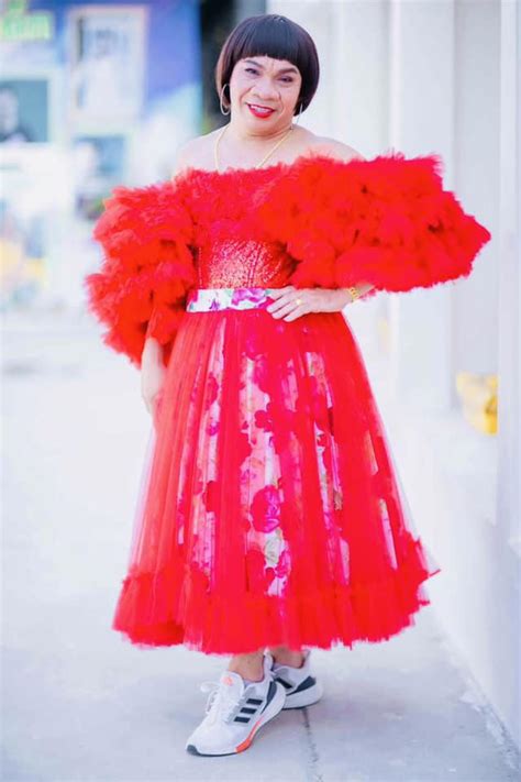 ‘อรชร เชิญยิ้ม ยิ้มรับทั้งน้ำตา แพทย์ตรวจเจอก้อนเนื้อในสมอง หลังมีอาการวูบ