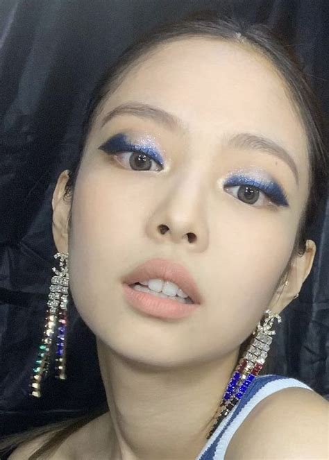 Blackpink Jennie Stage Makeup Detail From Jennierubyjane Via