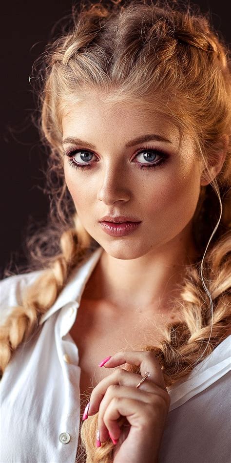 Desktop Wallpaper Women Model Blonde Blue Eyes Braid Long Hair 4k Free Download For Pc 927696