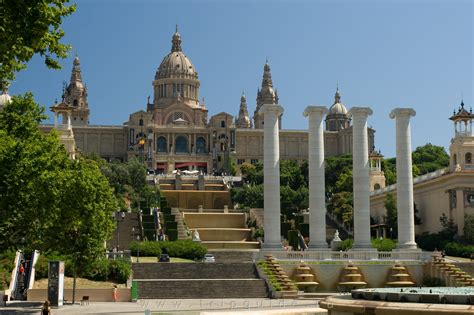 Достопримечательности Барселоны — нескучный путеводитель