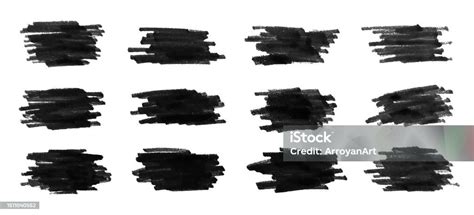 검은색 페인트 브러시 획은 흰색 배경에 분리되어 있습니다 페인트 브러시 세트 템플릿입니다 그런지 스트로크 텍스처 효과 그래픽