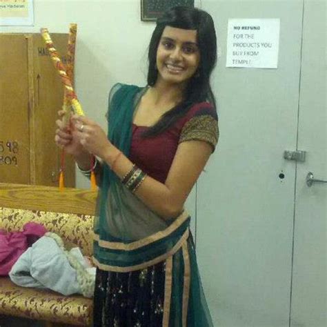 Neehar Sachdeva Shaved Her Long Hair Village Barber Stories