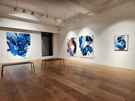 깊이와 넓이 두 방향의 미술