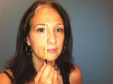 How To Shape Your Own Eyebrows The Three Tomatoes