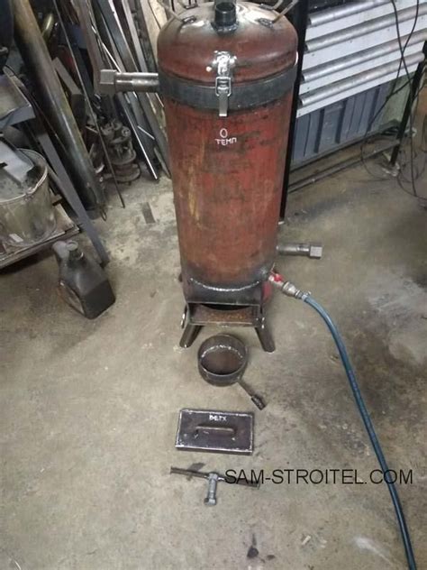 Самодельный котел на отработанном масле с водяным контуром | Diy wood ...