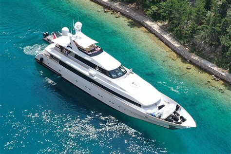 Motor Yacht Indigo Star I 38m (2018) |Superyacht Stories