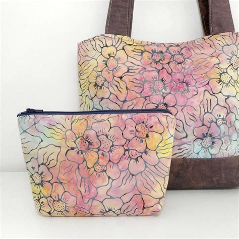 Artists Yellow Door Market