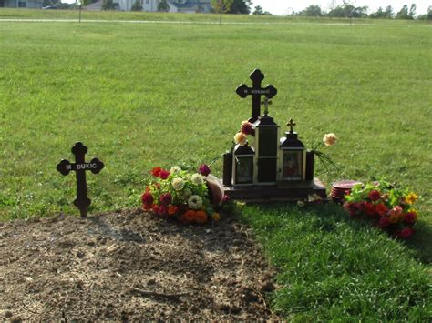 Photos Of Nada Graovac Nokovic Find A Grave Memorial