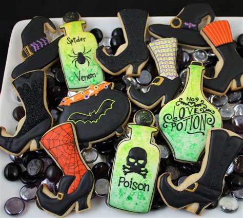 Sample Set For The 10 18 Halloween Themed Cookie Art Class