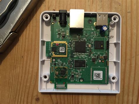 Hive Nano V2 Hub Teardown Datapoint