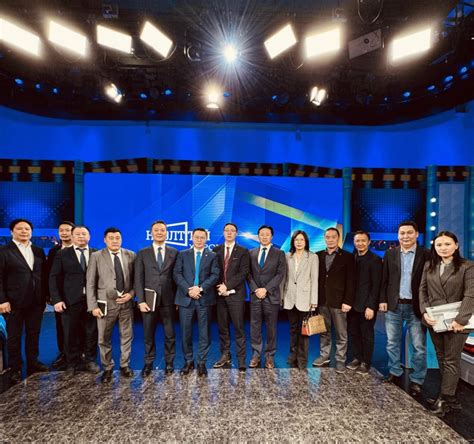 “Нээлттэй хором” хэлэлцүүлэг “Хүнсний хувьсгал үндэсний хөдөлгөөн хөнгөлөлттэй зээл үр дүн