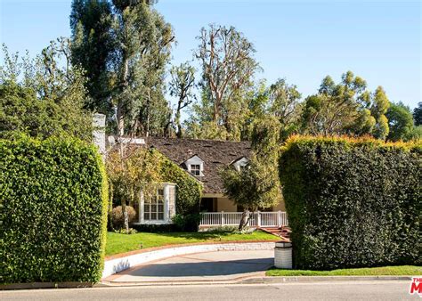 1134 San Ysidro Dr Beverly Hills Ca 90210 Redfin