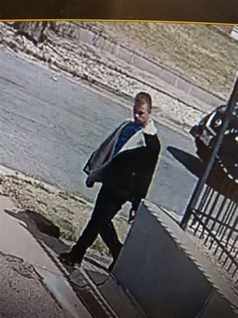 Lpd Searching For Aggravated Robbery Suspect