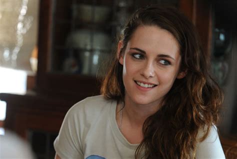 크리스틴 스튜어트 불륜 사건 “인정하지만 성적인 관계 No ” 소다