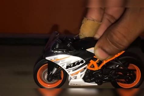 颜值超高的ktm摩托车模型，这速度绝对能让你大开眼界！摩托车模型速度