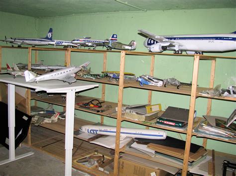 Dc 2 Von Murphs Models 148 Vergrößert Auf 133 Sp Ask Gallery Kartonbaude Everything