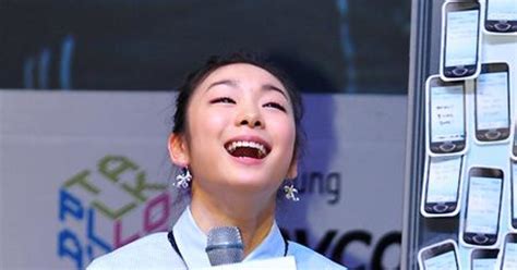 Ntn포토 미소 천사 김연아 오늘 배꼽 잡네~