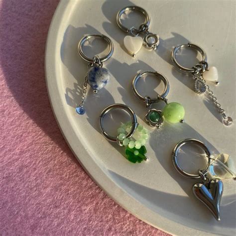 УКРАШЕНИЯ ЧОКЕРЫ СЕРЬГИ БРАСЛЕТЫ On Instagram