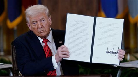 Trump Signs Executive Order To Start Dismantling Education Department